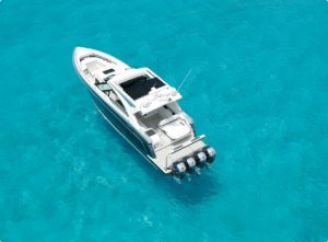 Formula Crossover Bowrider with a Cabin | Formula Boats