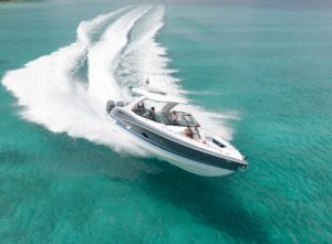 Formula Crossover Bowrider with a Cabin | Formula Boats