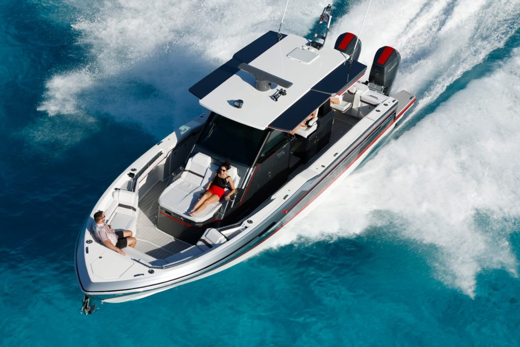 38 ft Center Console Sport Boat - The 387 Center Console Sport