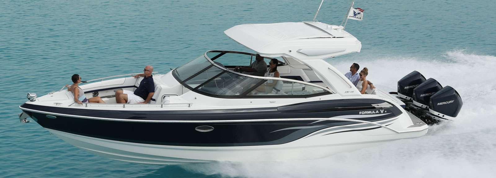 Formula Crossover Bowrider with a Cabin | Formula Boats