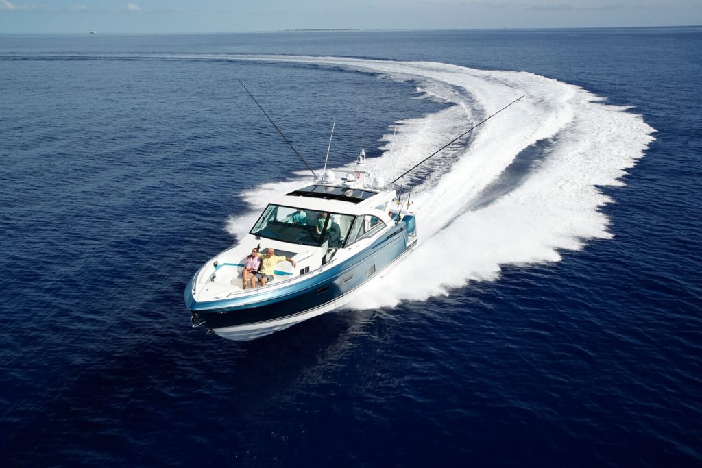 Formula 430 Super Sport Crossover | 43 ft Boat with Kitchen