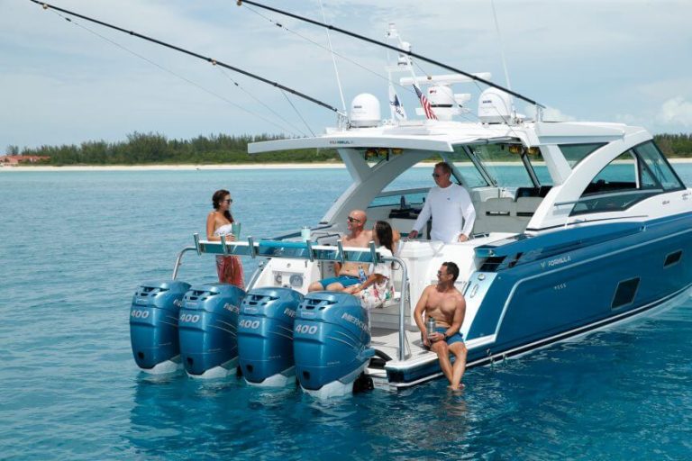 Formula 430 Super Sport Crossover | 43 ft Boat with Kitchen