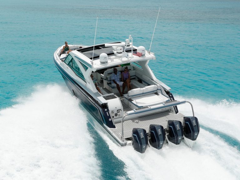 The Formula Sun Sport Cruiser Boat | Formula Boats