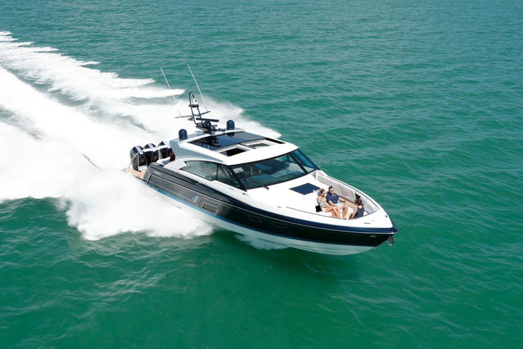 Formula 500 Super Sport Crossover | 50 ft Boat with Cabin