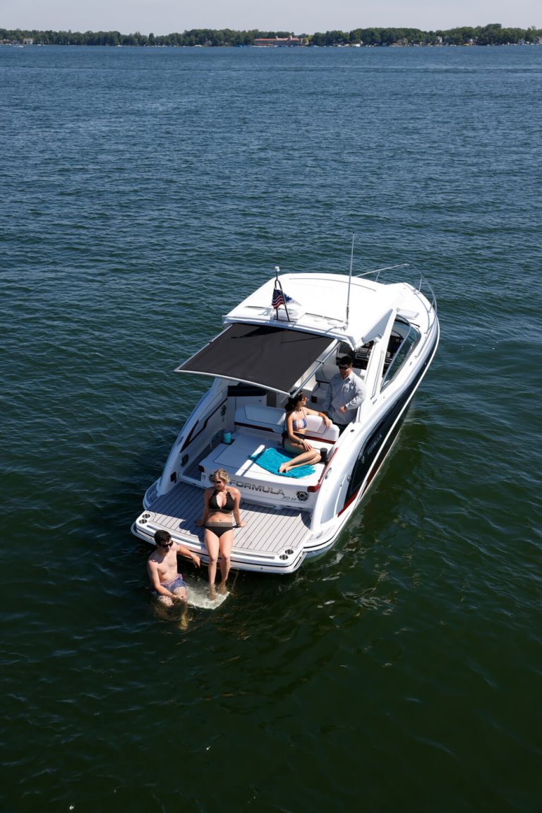 The Formula 310 Sun Sport | Find a Dealer | Formula Boats