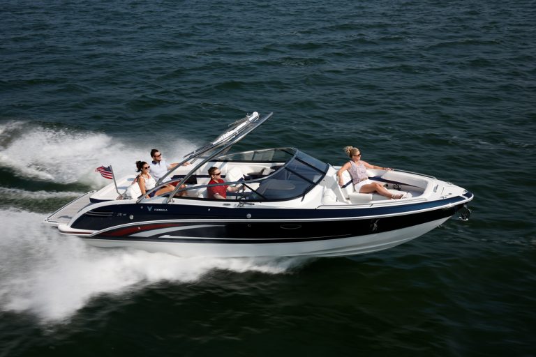 Formula 270 Bowrider | 27 ft Boat | Explore Our Model