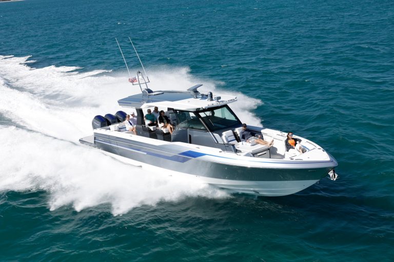 457 Center Console Sport | Formula Boats