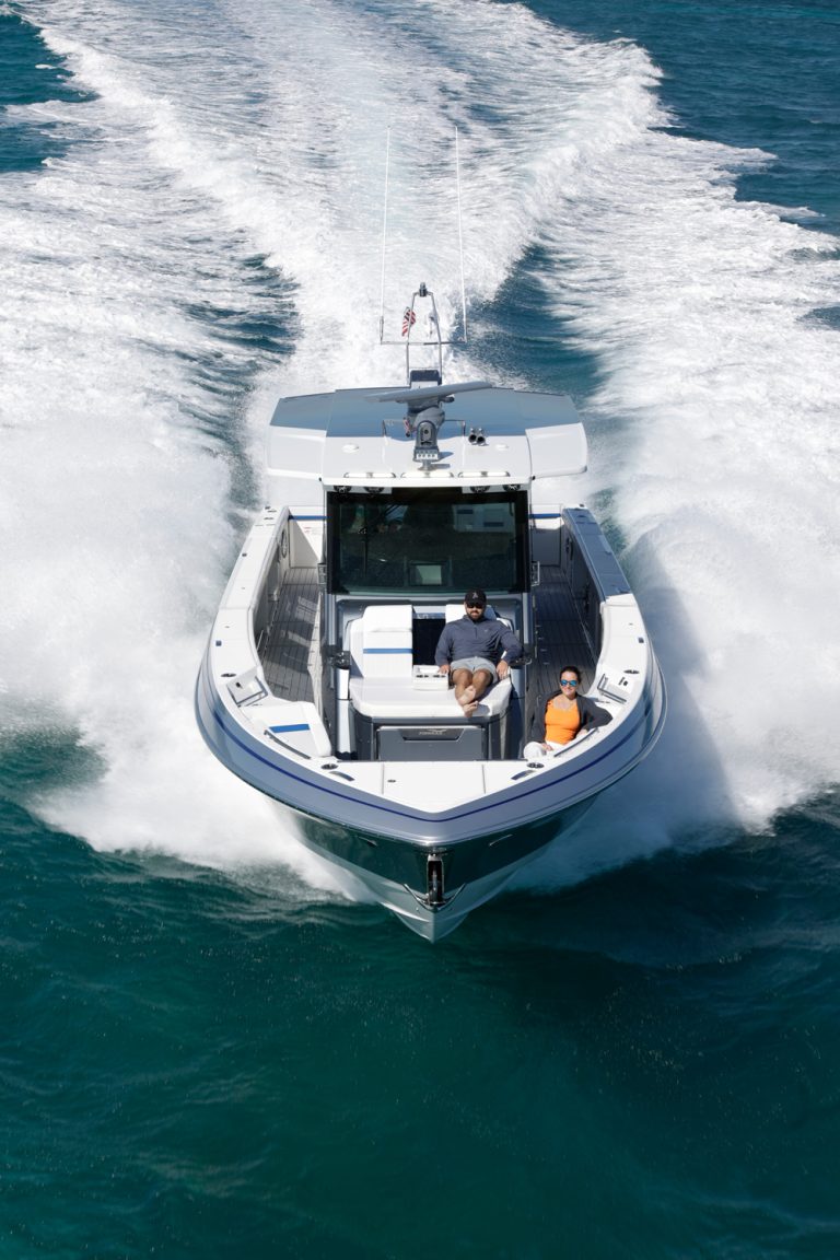 457 Center Console Sport | Formula Boats