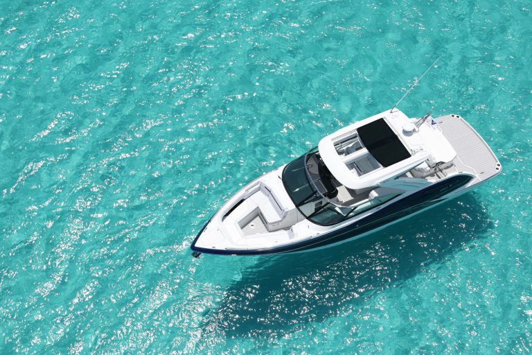 360 Crossover Bowrider | Formula Boats
