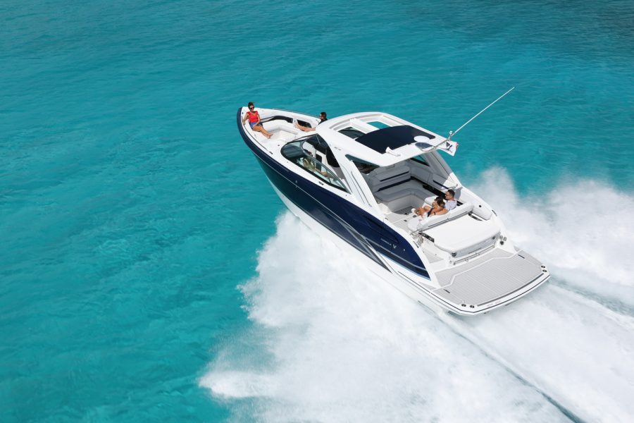 360 Crossover Bowrider | Formula Boats