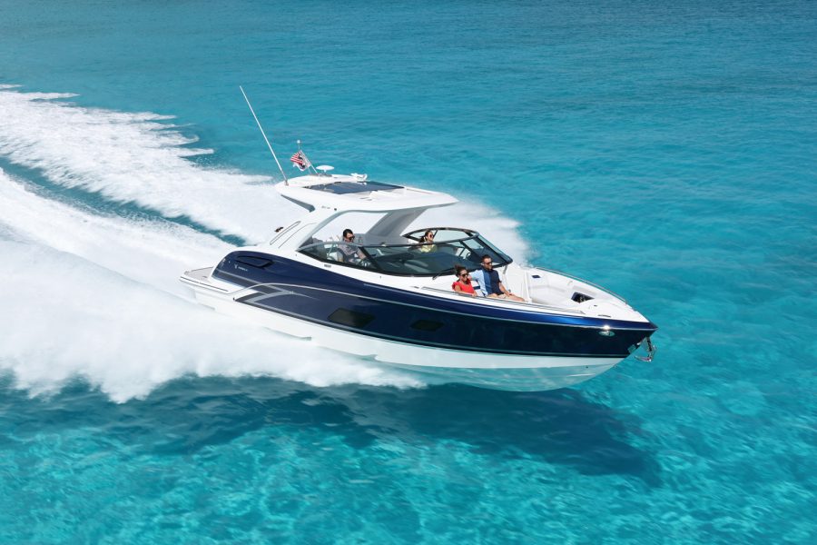 360 Crossover Bowrider | Formula Boats